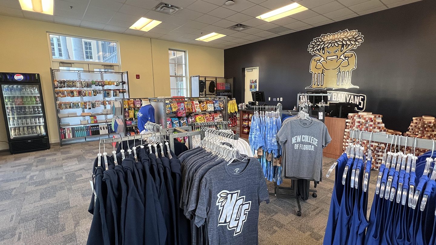 Visit the NEW New College Bookstore - An Official Apple Retailer - New ...