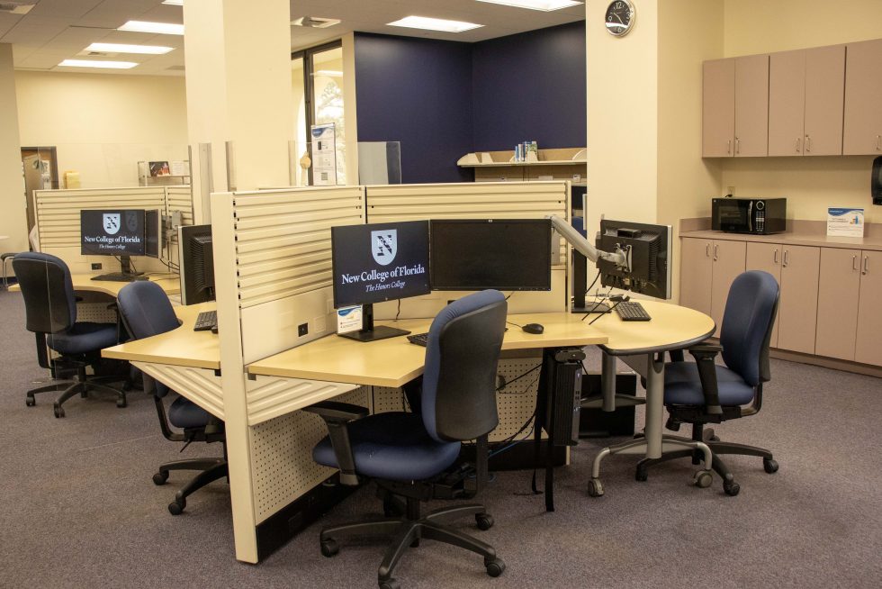 Jane Bancroft Cook Library - New College of Florida